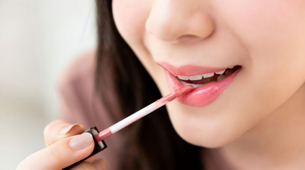 The 10 Best Natural and Organic Lip Stains of 2026 | The Natural Beauty ...